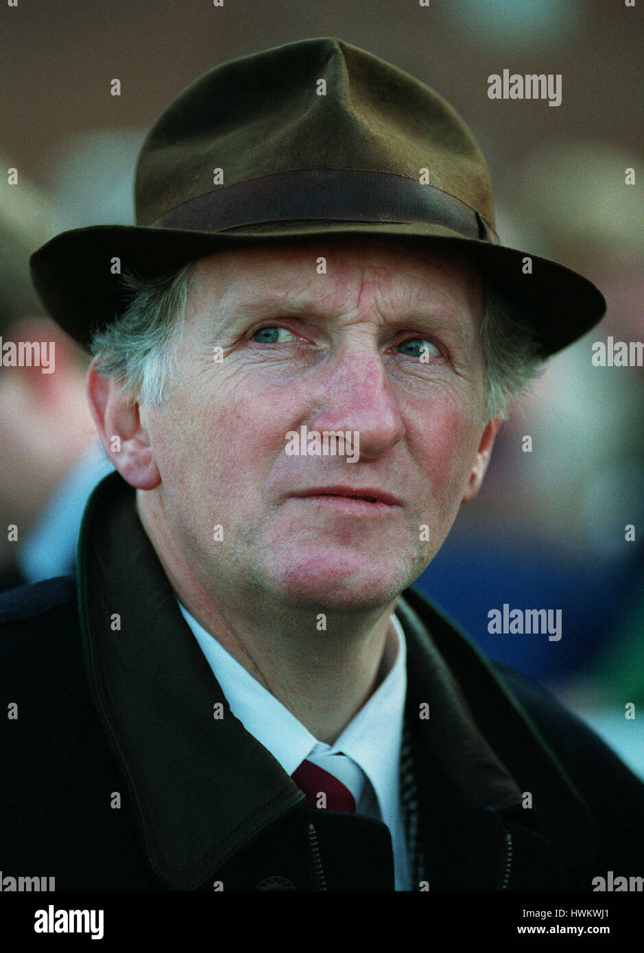 MARTIN PIPE RACE HORSE TRAINER 02 December 1993 Stock Photo - Alamy