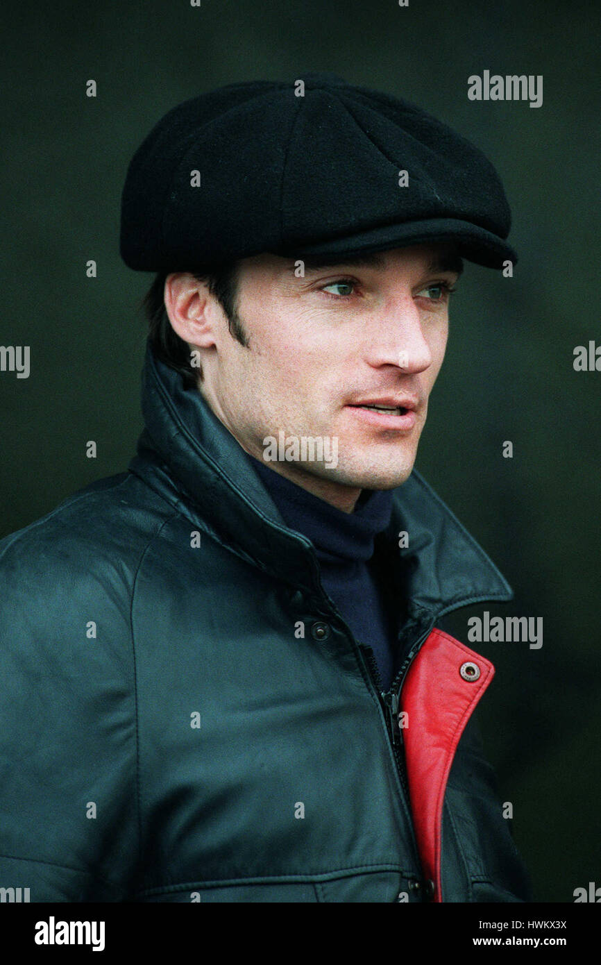 SIMON EARLE JOCKEY 15 February 1994 Stock Photo - Alamy