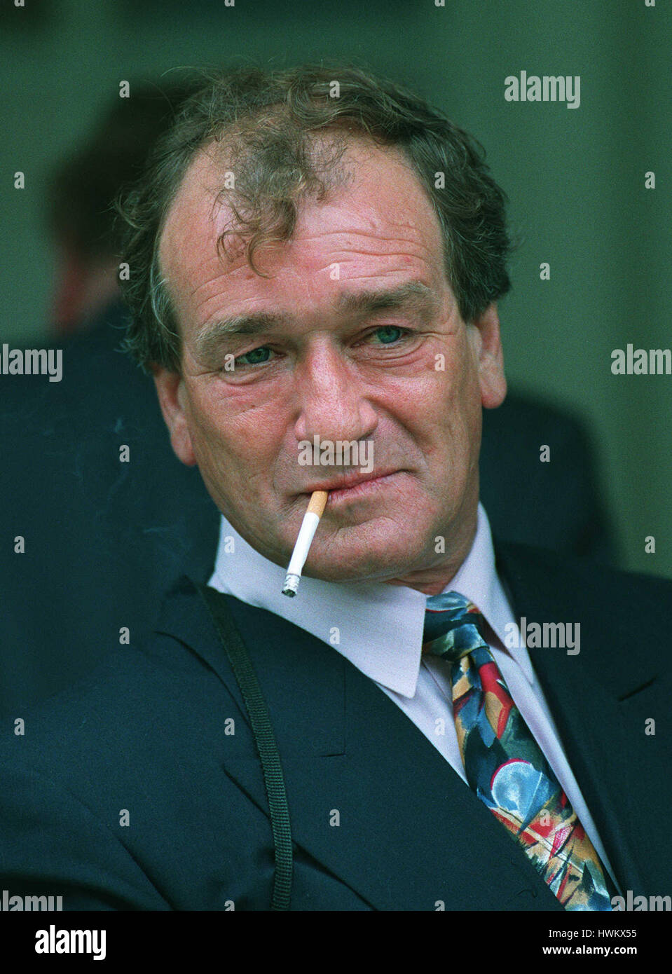 TERRY ELLIS AGENT TO PAT EDDERY 09 June 1994 Stock Photo - Alamy