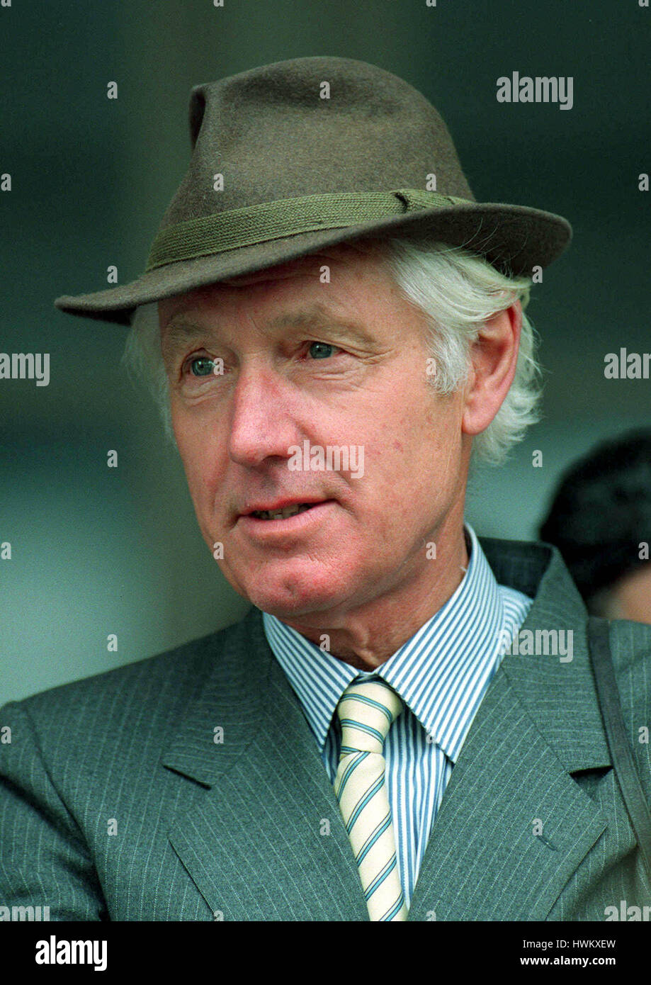 GEOFF WRAGG RACE HORSE TRAINER 10 June 1994 Stock Photo - Alamy