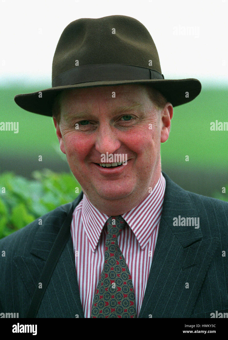 ROBIN DICKIN RACE HORSE TRAINER 25 August 1994 Stock Photo - Alamy