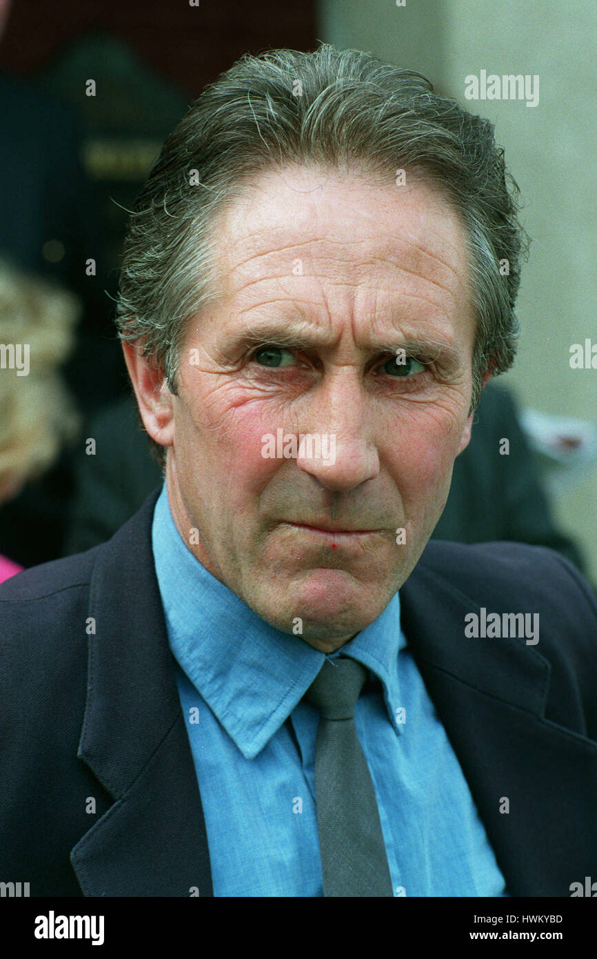BILL TURNER RACE HORSE TRAINER 13 May 1994 Stock Photo - Alamy