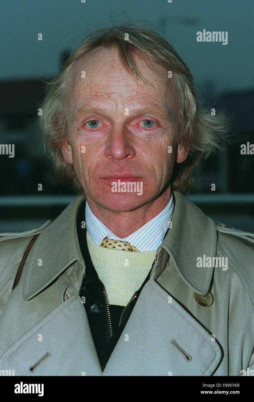 GORDON HOLMES RACE HORSE TRAINER 01 December 1994 Stock Photo - Alamy