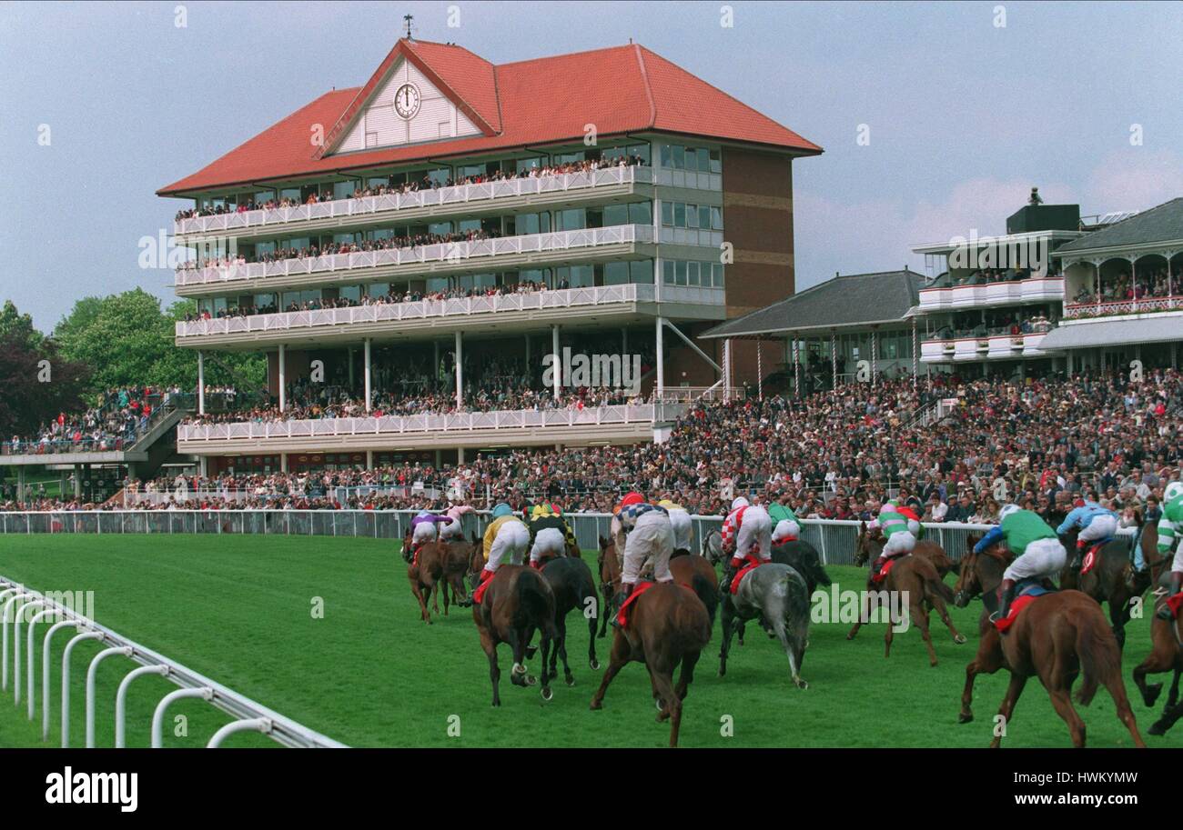 Races general view hi-res stock photography and images - Alamy