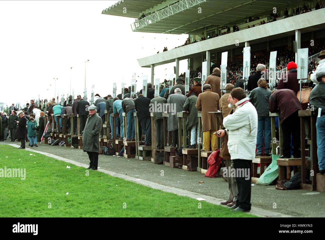 Leopardstown racing hi-res stock photography and images - Alamy