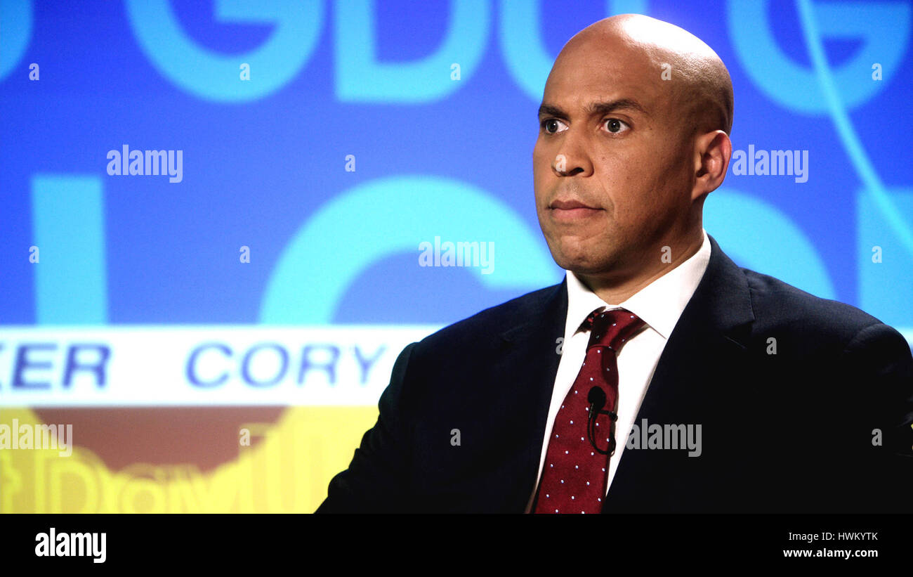 BEING MARY JANE, Cory Booker, 'Getting Nekkid', (Season 4, ep. 401 ...