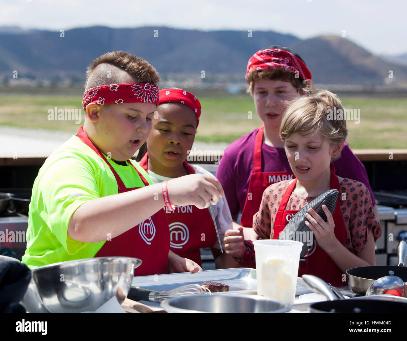 MASTERCHEF JUNIOR (aka JUNIOR MASTERCHEF), from left: contestants ...