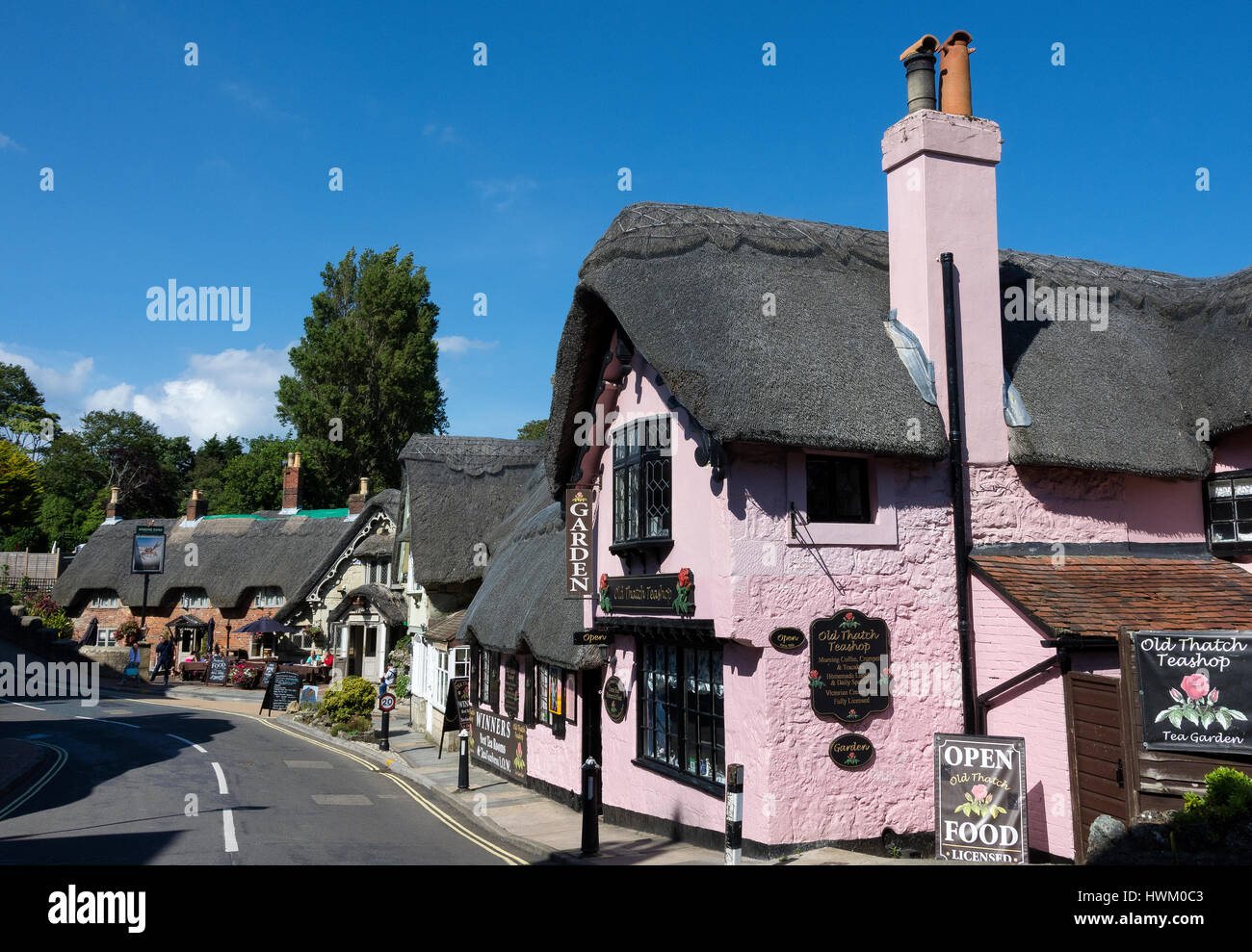 Old thatch hi-res stock photography and images - Alamy