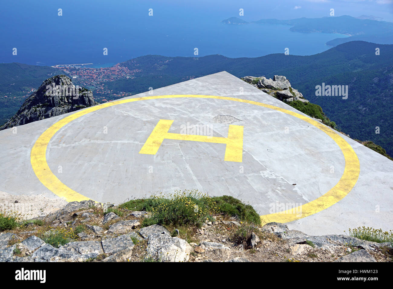 Rescue helipad view hi-res stock photography and images - Alamy