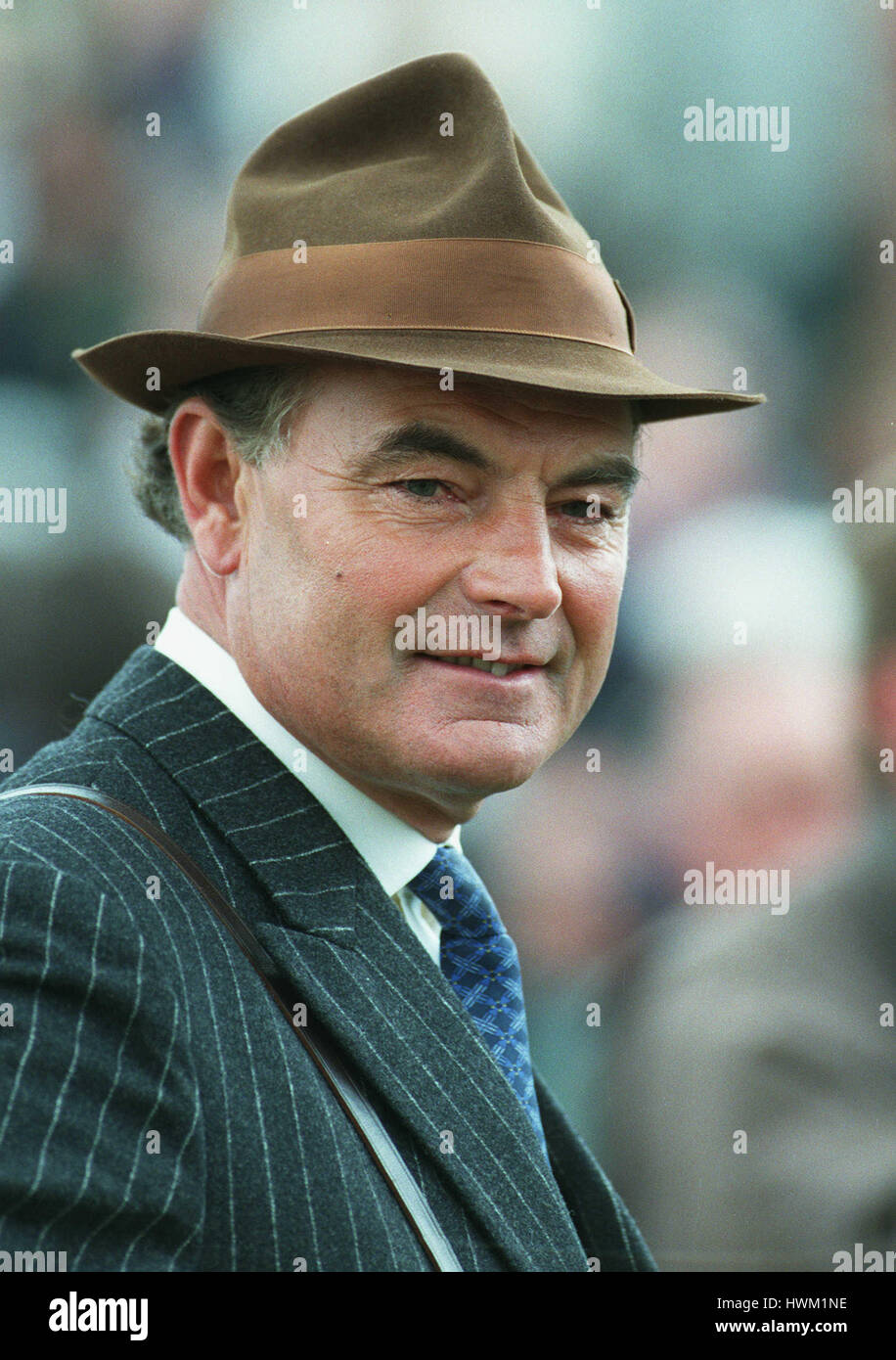 PAUL COLE RACE HORSE TRAINER 27 April 1995 Stock Photo - Alamy