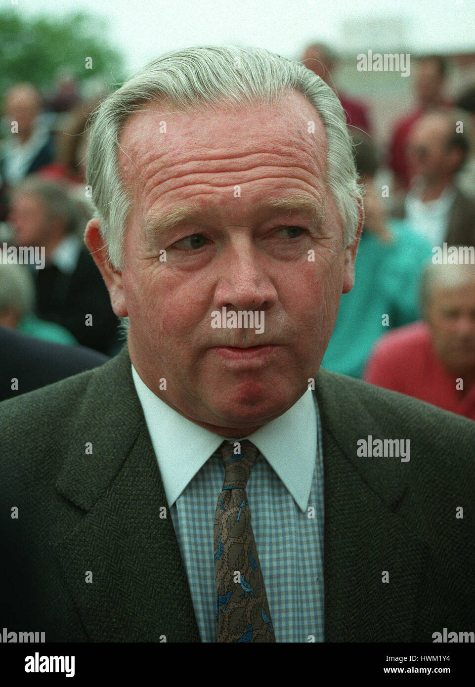 Robert Sangster's Instagram, Twitter & Facebook on IDCrawl