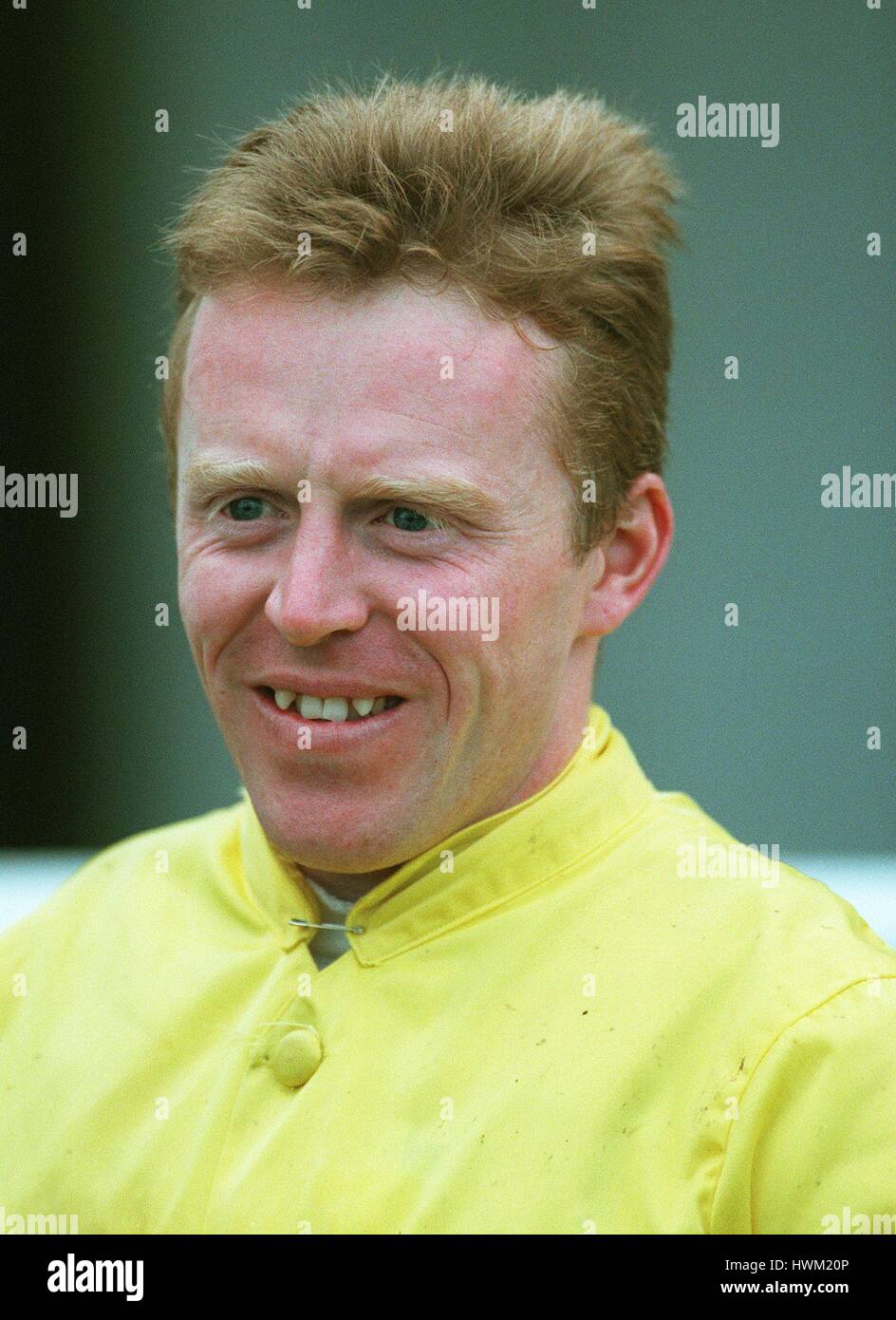 GARY BARDWELL JOCKEY 31 May 1995 Stock Photo - Alamy