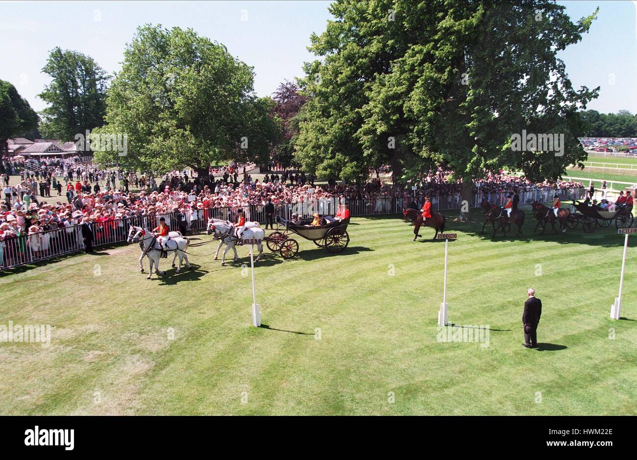 THE ROYAL PROCESSION ARRIVES AT ROYAL ASCOT 95 24 June 1995 Stock Photo ...