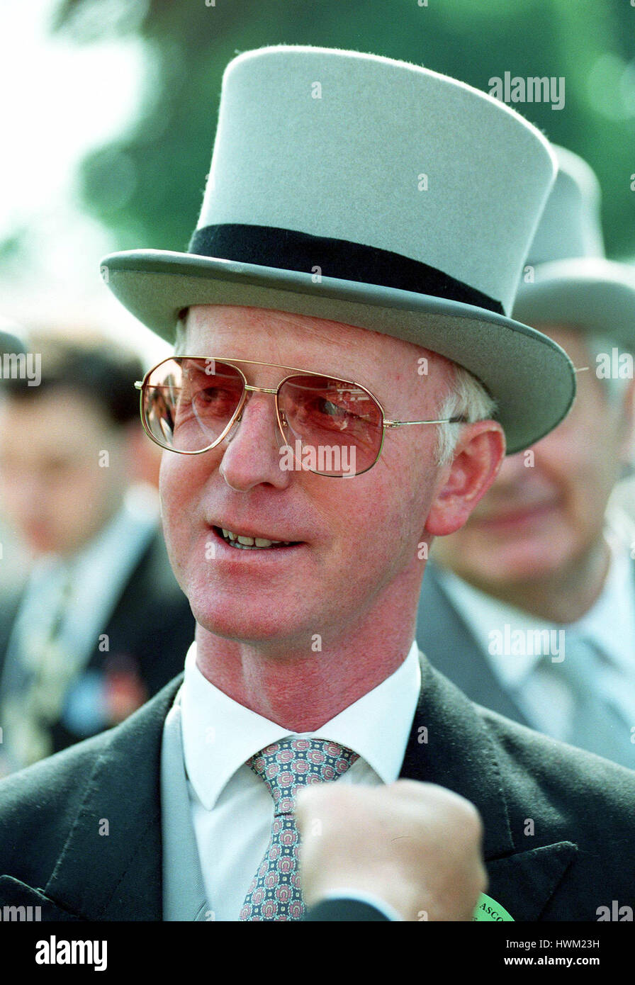 JOHN OXX RACE HORSE TRAINER 28 June 1995 Stock Photo - Alamy