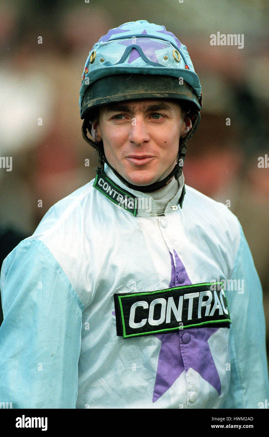RICHARD GUEST JOCKEY 27 November 1995 Stock Photo - Alamy