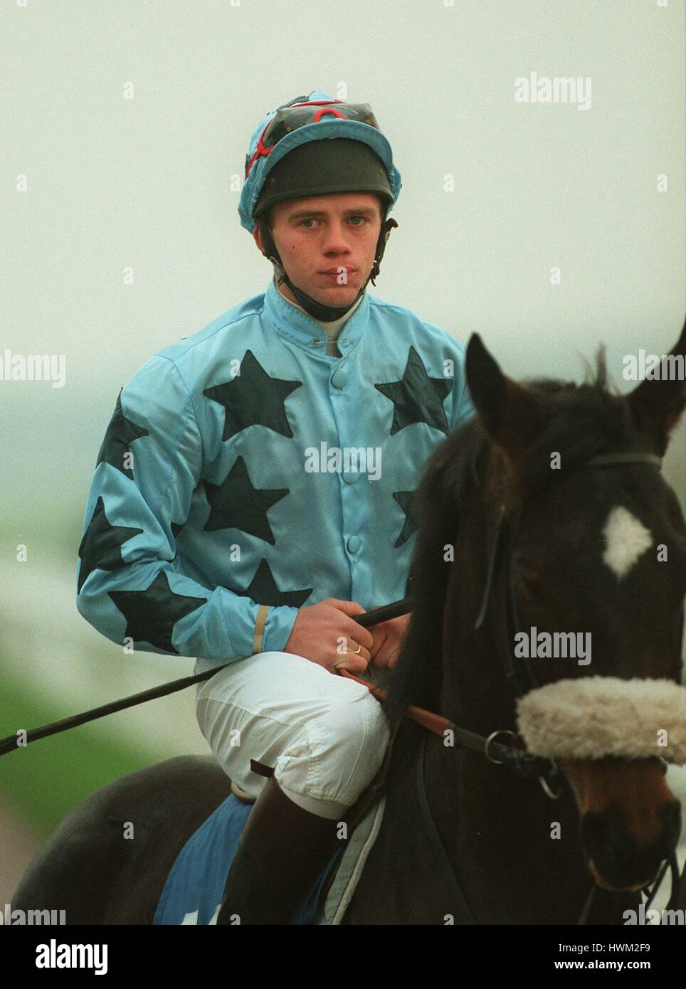 D. YELLOWLEES JOCKEY 11 December 1995 Stock Photo - Alamy