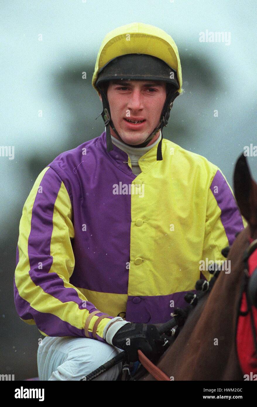 JONATHAN LODDER JOCKEY 12 December 1995 Stock Photo - Alamy