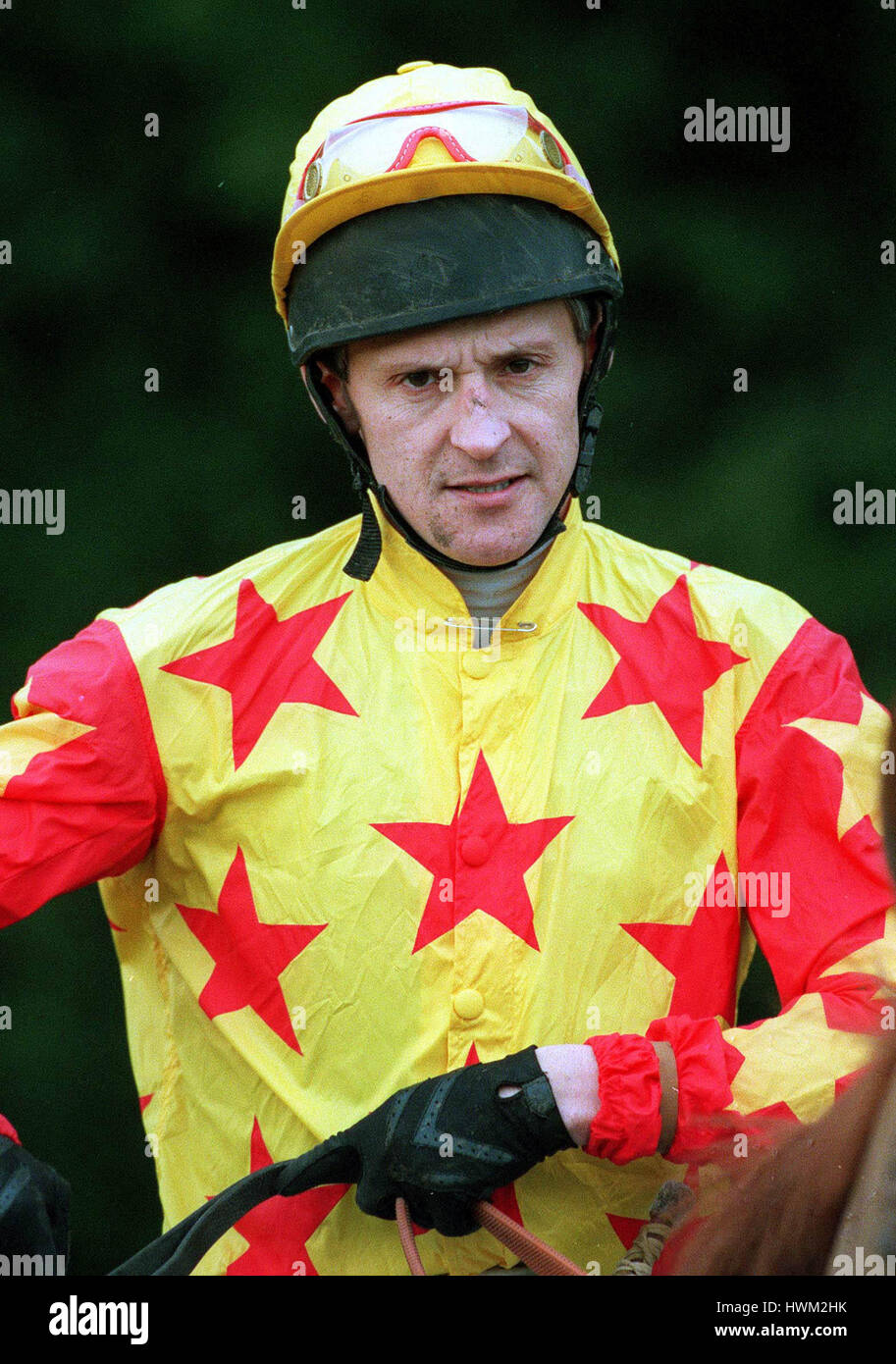 GRAHAM BRADLEY JOCKEY 14 December 1995 Stock Photo - Alamy