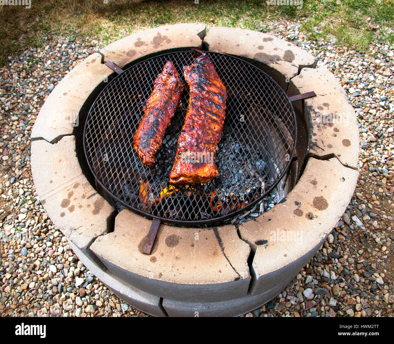Rustic bbq hi-res stock photography and images - Alamy