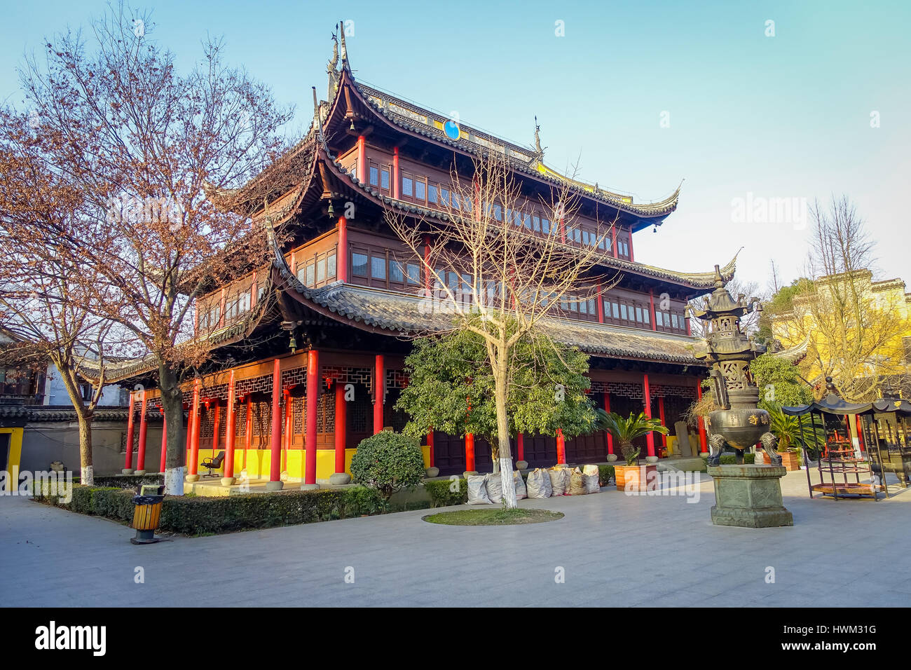 SHANGHAI, CHINA - 29 JANUARY, 2017: Beautiful traditional chinese ...