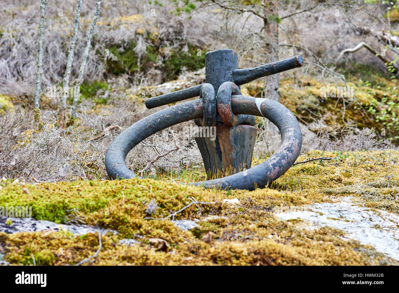 Rock anchoring hi-res stock photography and images - Alamy