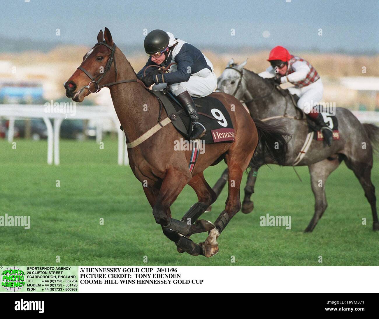 Hennessy gold cup hi-res stock photography and images - Alamy