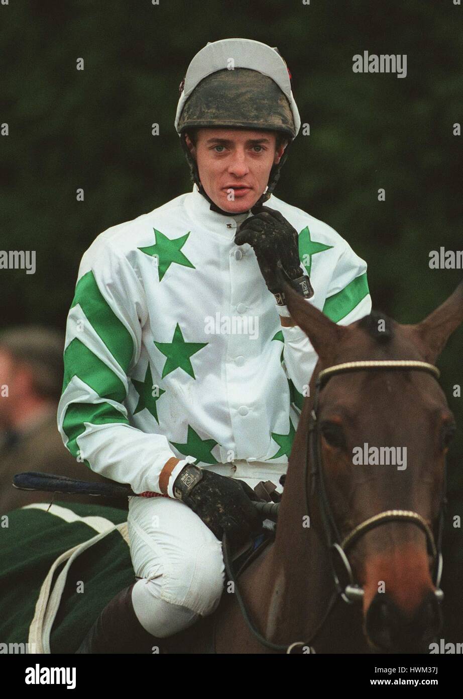 CHRIS MAUDE JOCKEY 05 January 1996 Stock Photo - Alamy
