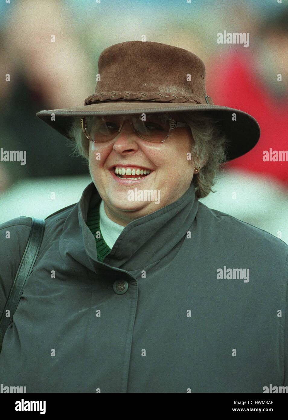 Jenny pitman horse trainer hi-res stock photography and images - Alamy