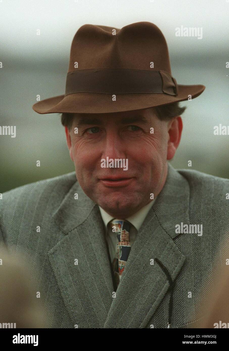 U.HR UNKNOWN HORSE RACING 10 April 1996 Stock Photo - Alamy