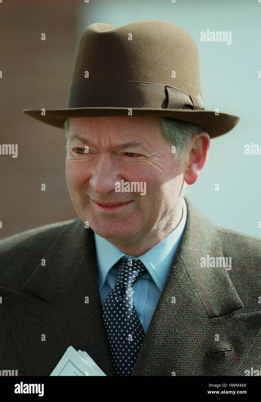 BARRY HILLS RACE HORSE TRAINER 13 May 1996 Stock Photo - Alamy