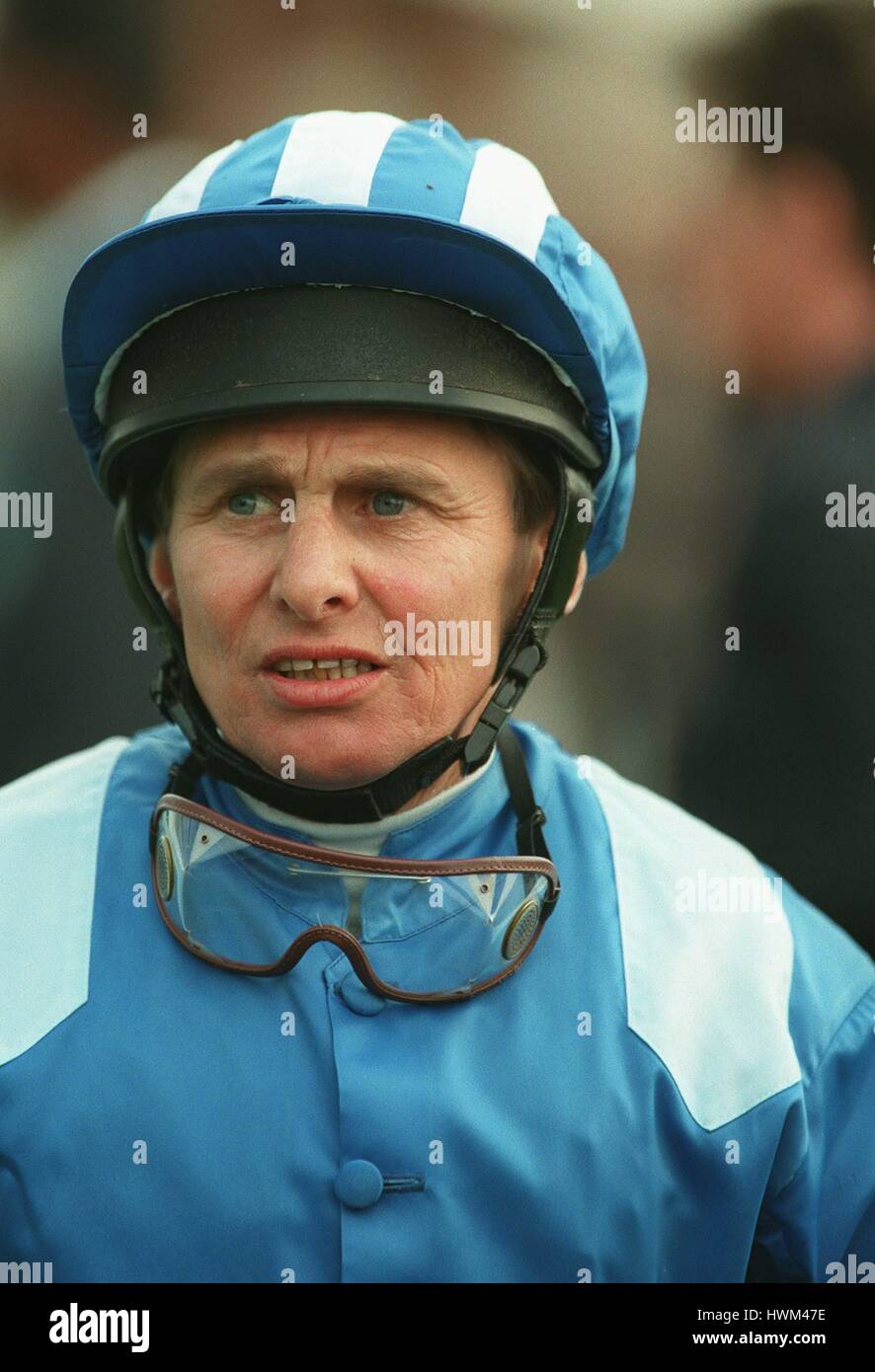 WILLIE CARSON JOCKEY 19 April 1996 Stock Photo - Alamy