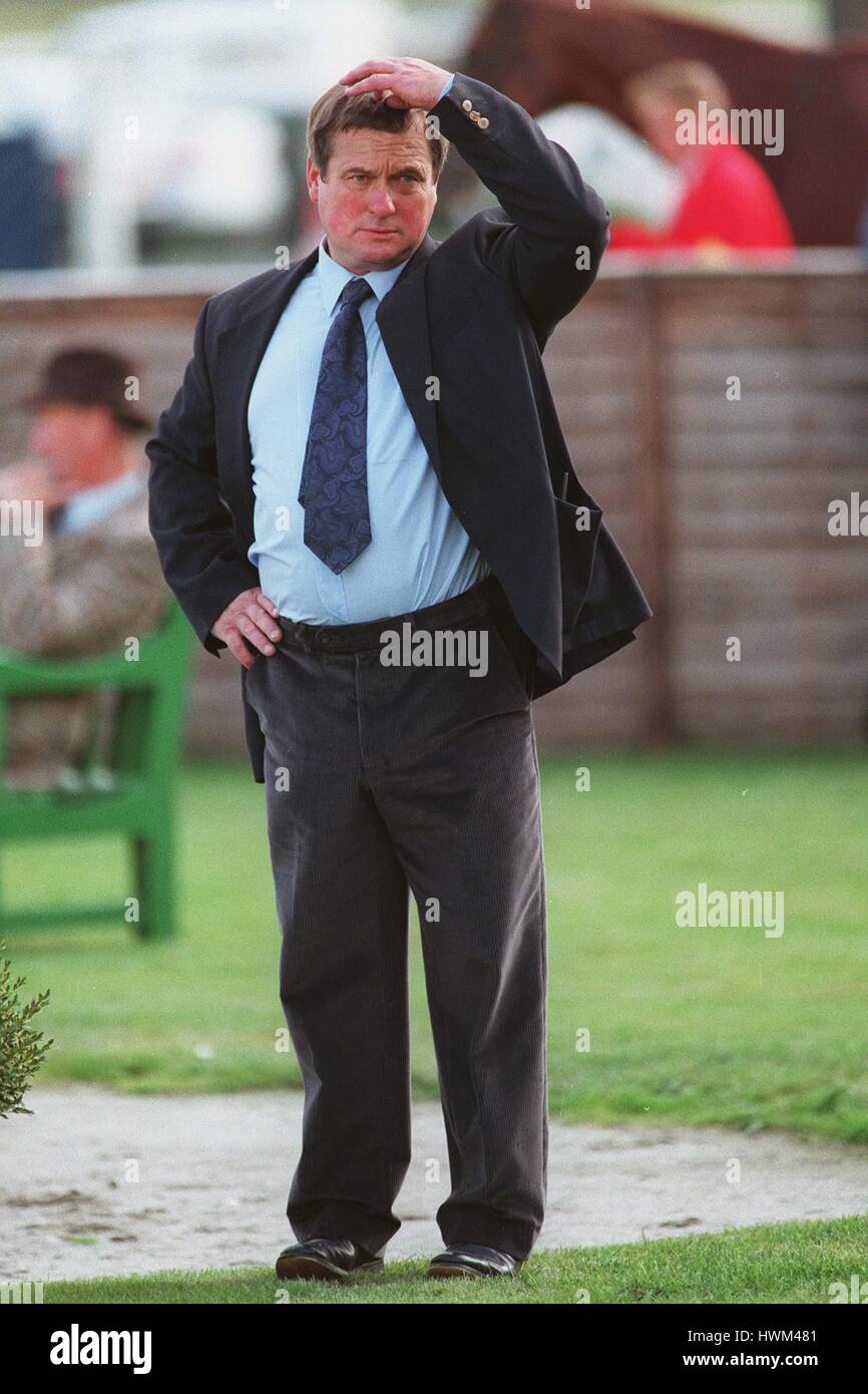 RICHARD LEE RACE HORSE TRAINER 17 October 1996 Stock Photo - Alamy