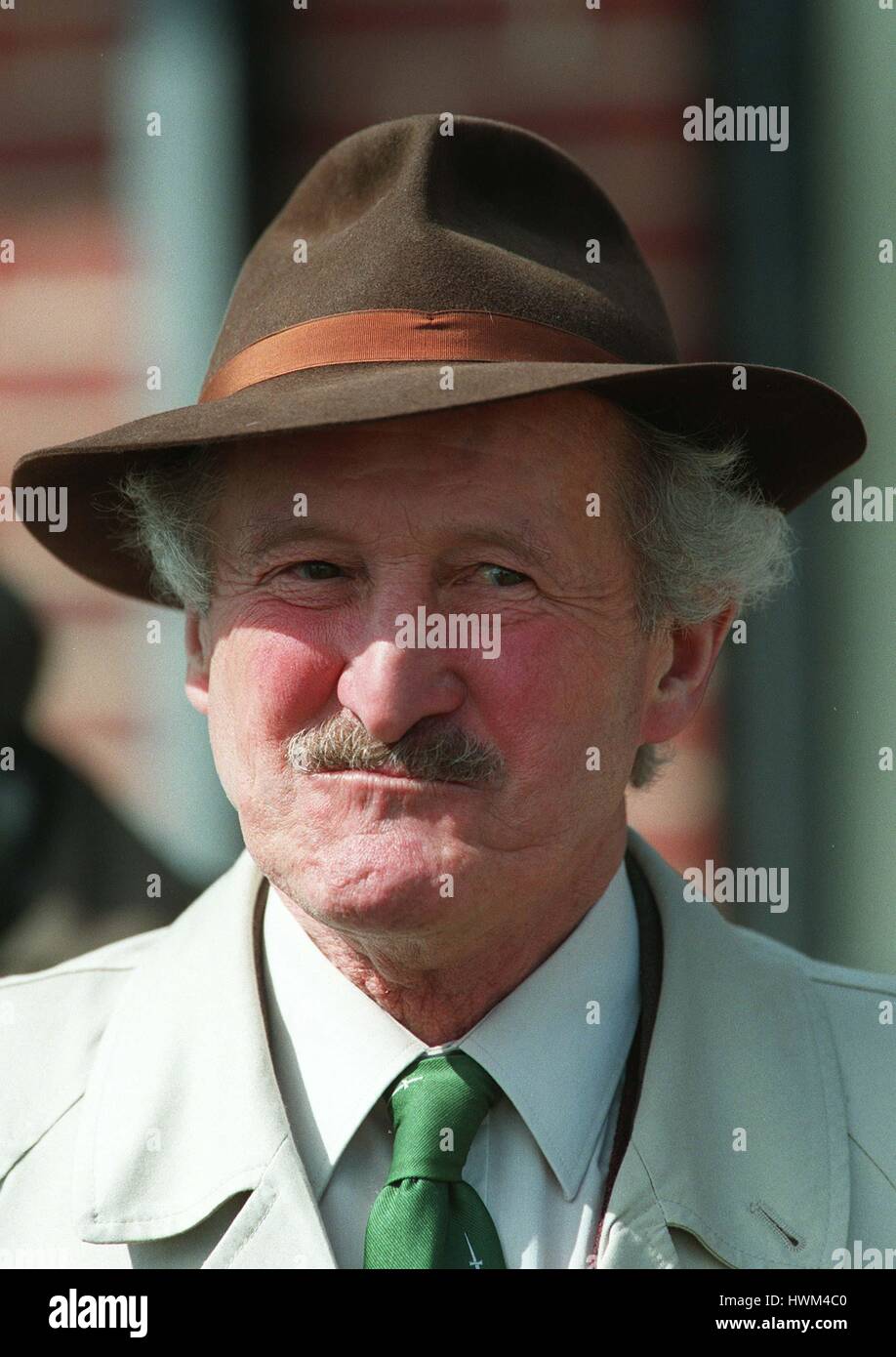 DAVID THOM RACE HORSE TRAINER 12 May 1996 Stock Photo - Alamy