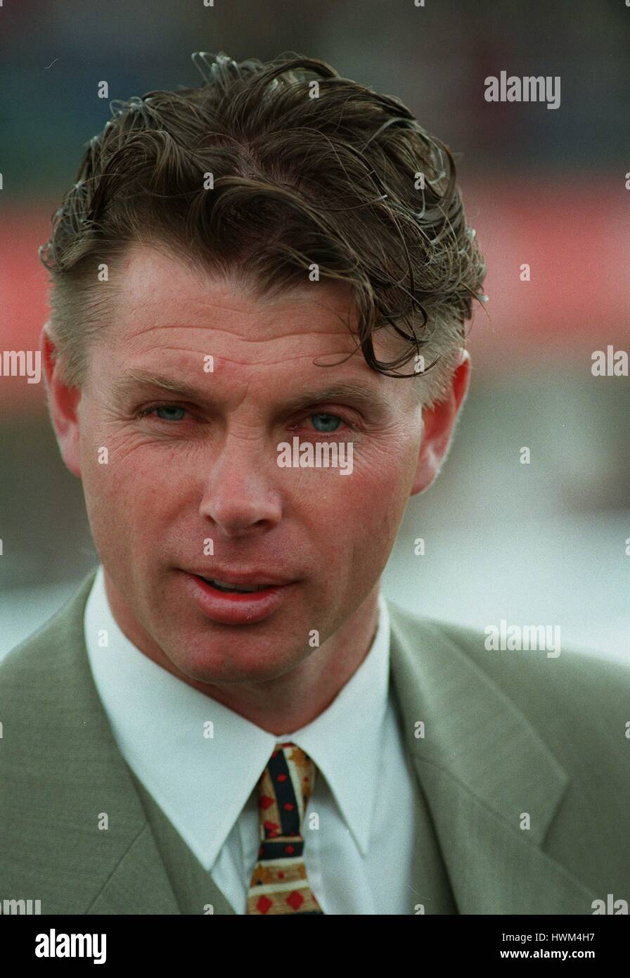 MICKY HAMMOND RACE HORSE TRAINER 24 May 1996 Stock Photo - Alamy