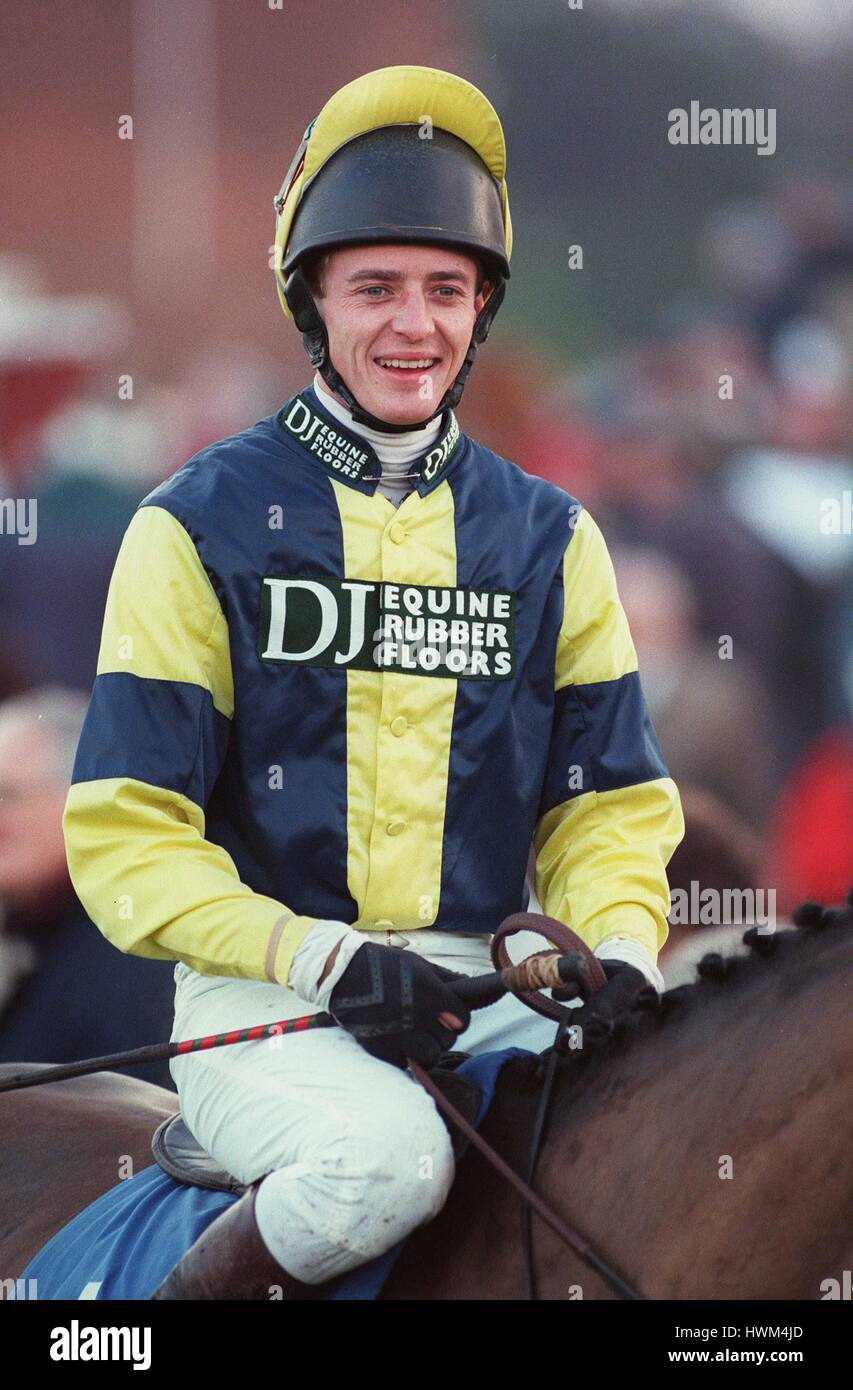 CHRIS MAUDE JOCKEY 11 December 1996 Stock Photo - Alamy