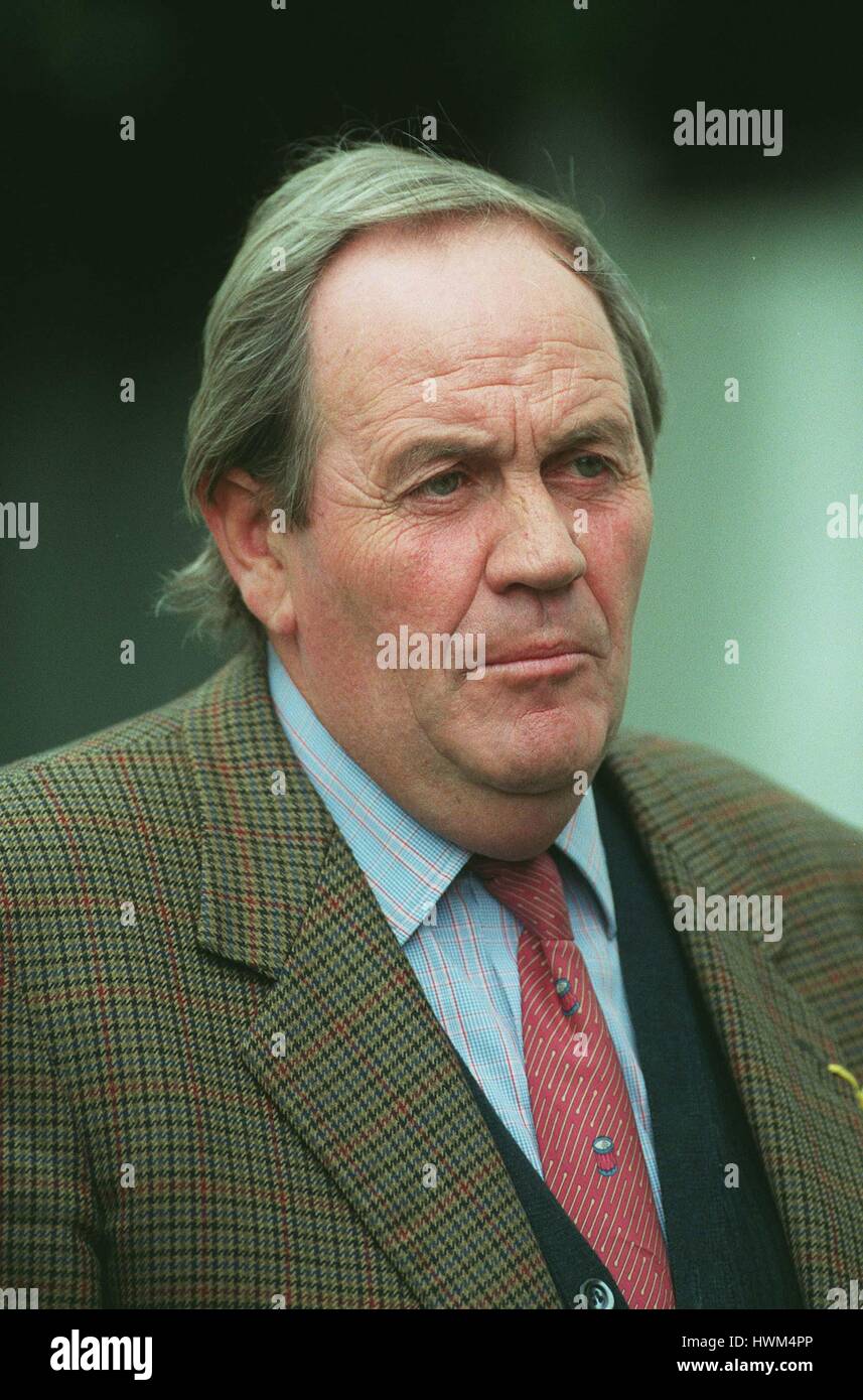 RICHARD HANNON RACE HORSE TRAINER 16 September 1996 Stock Photo - Alamy