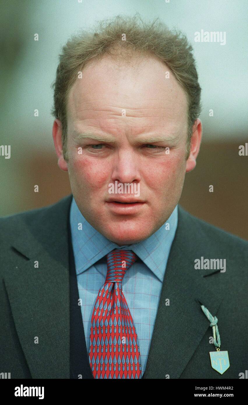 DAVID LODER RACE HORSE TRAINER 19 April 1996 Stock Photo - Alamy