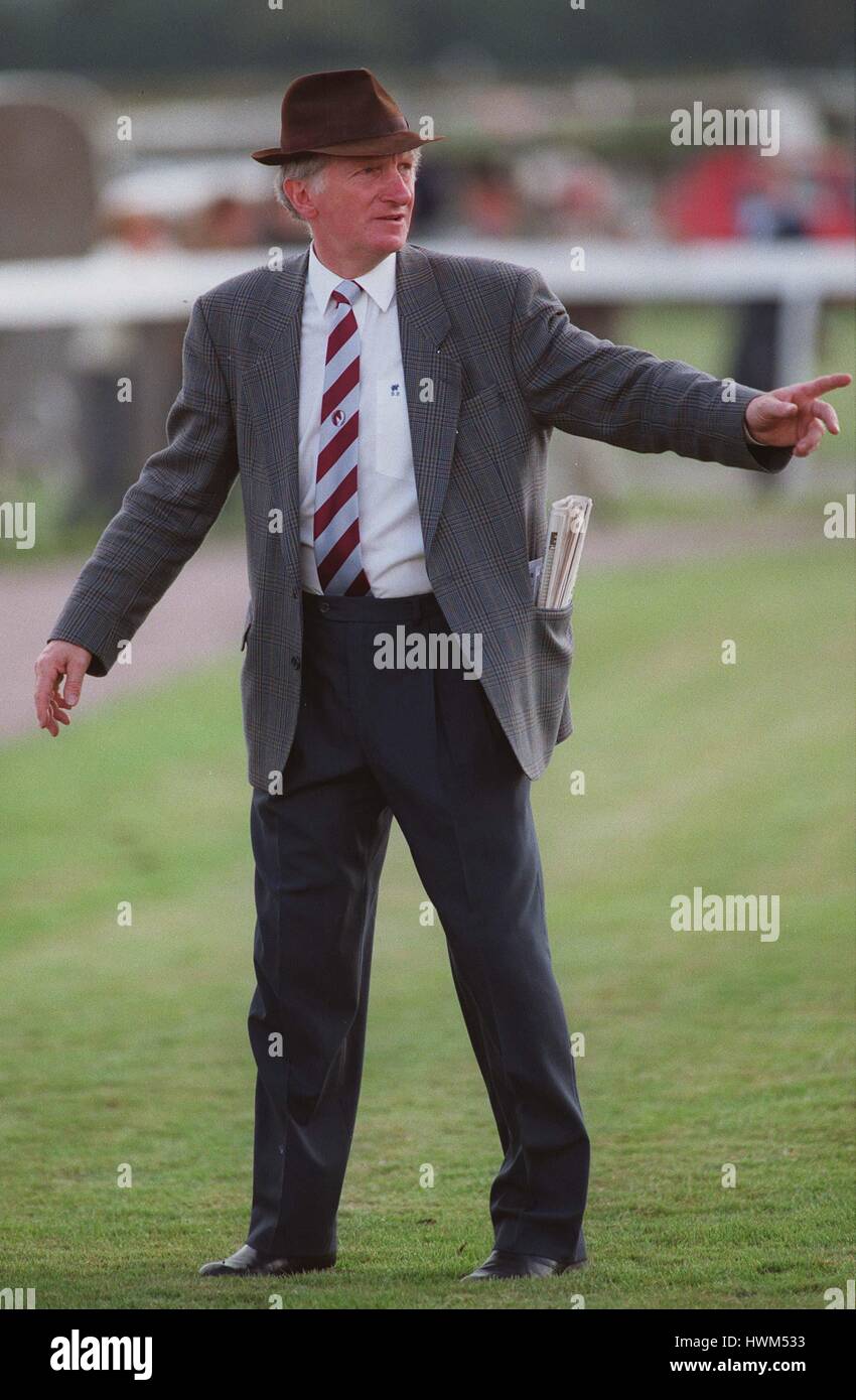 MARTIN PIPE RACE HORSE TRAINER 17 October 1996 Stock Photo - Alamy