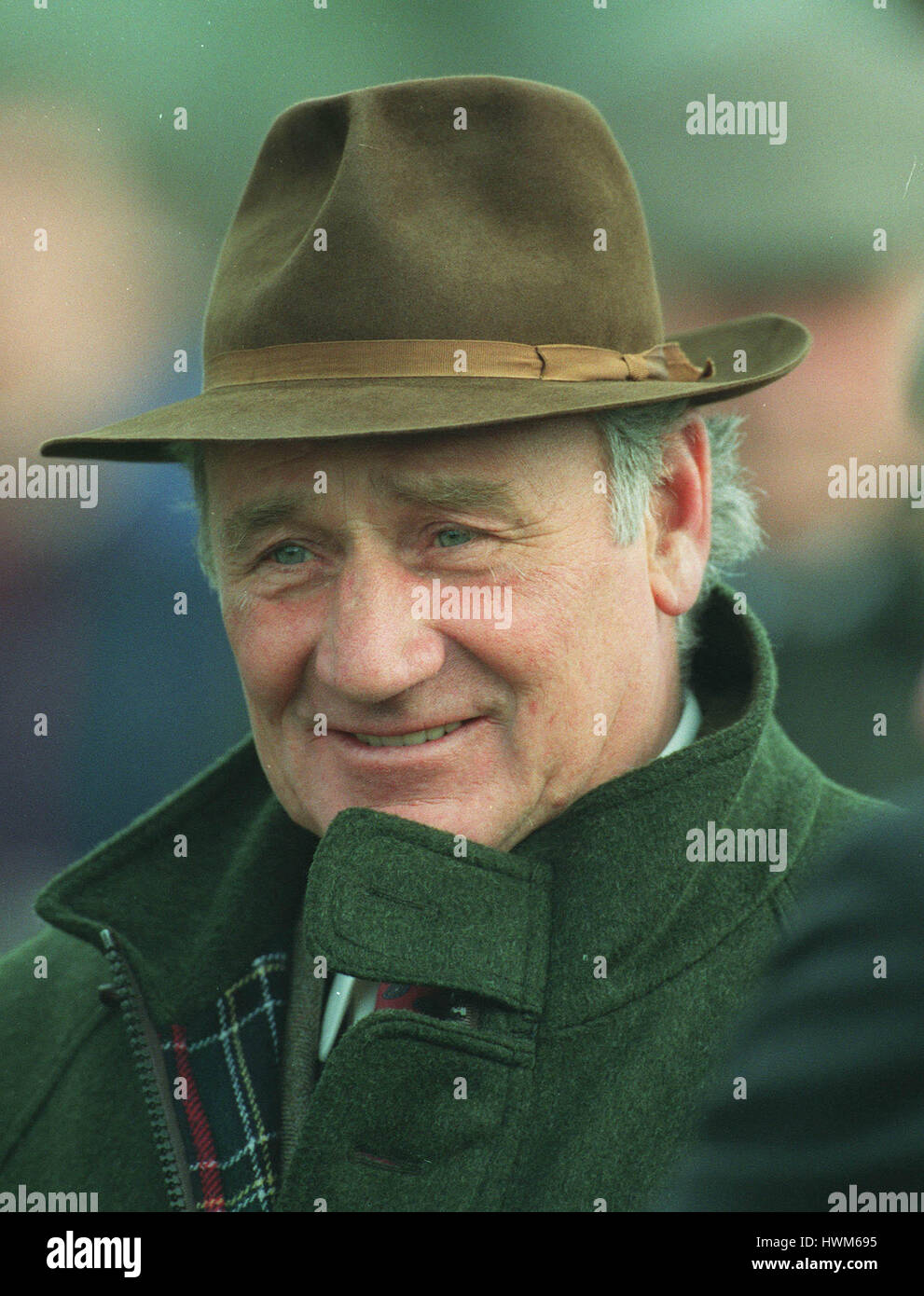 GORDON RICHARDS RACE HORSE TRAINER 05 November 1997 Stock Photo - Alamy