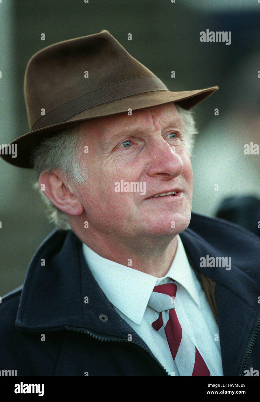 MARTIN PIPE RACE HORSE TRAINER 16 December 1997 Stock Photo - Alamy