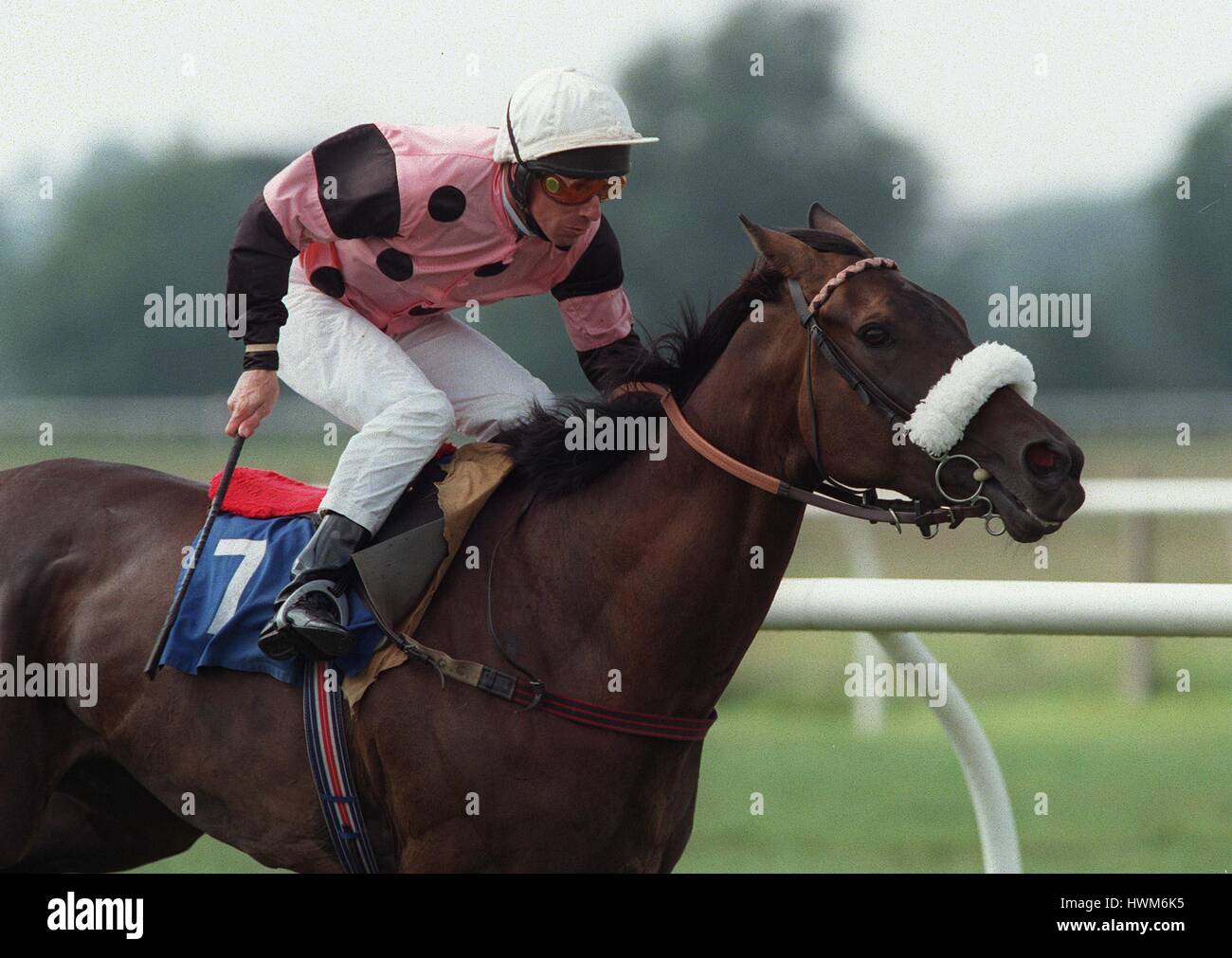 George duffield hi-res stock photography and images - Alamy