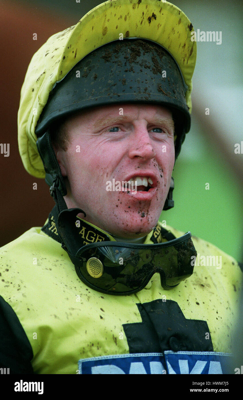 GARY BARDWELL JOCKEY 10 November 1997 Stock Photo - Alamy