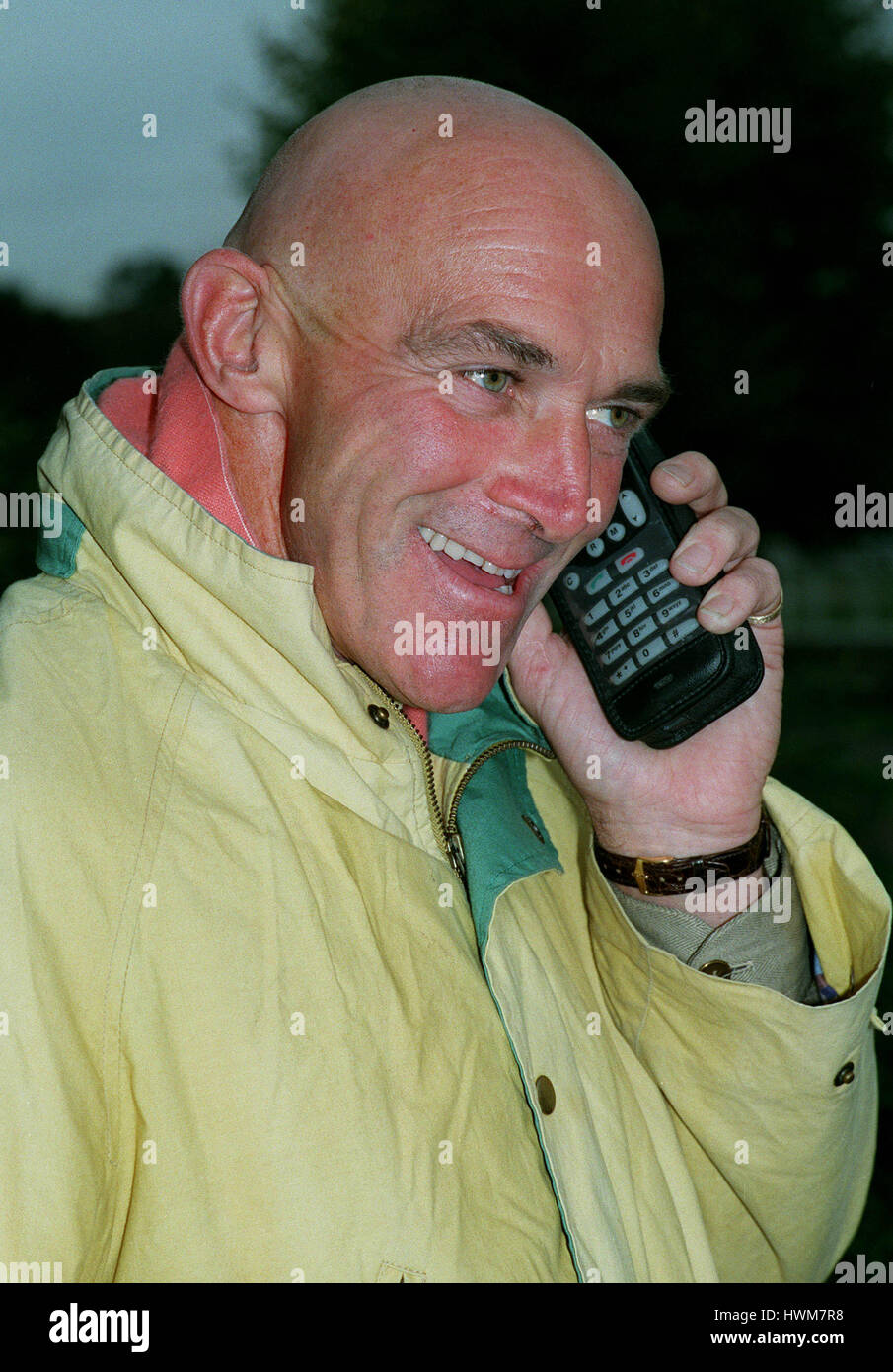 ROD SIMPSON ON MOBILE RACE HORSE TRAINER 20 October 1997 Stock Photo ...