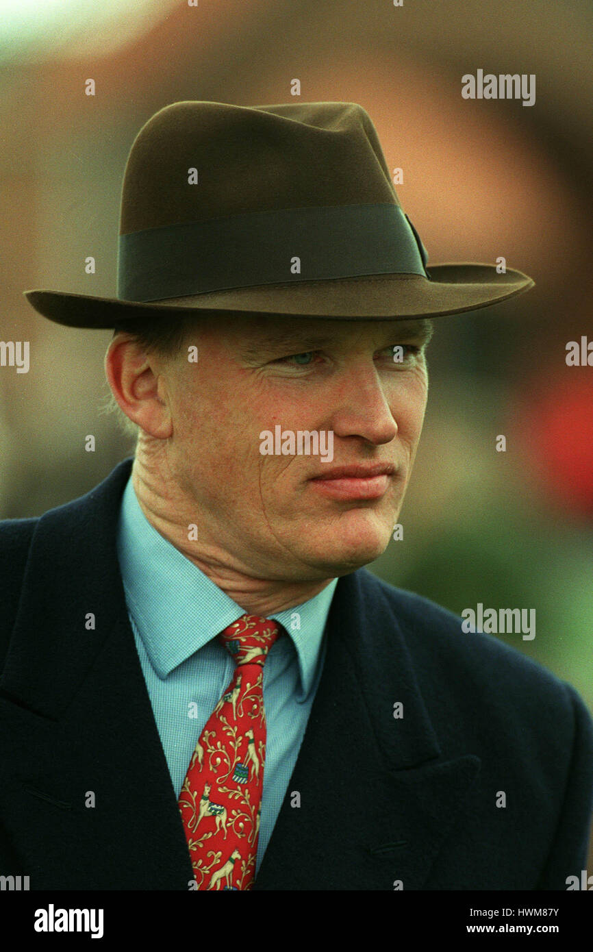 JOHN GOSDEN RACE HORSE TRAINER 17 April 1998 Stock Photo - Alamy