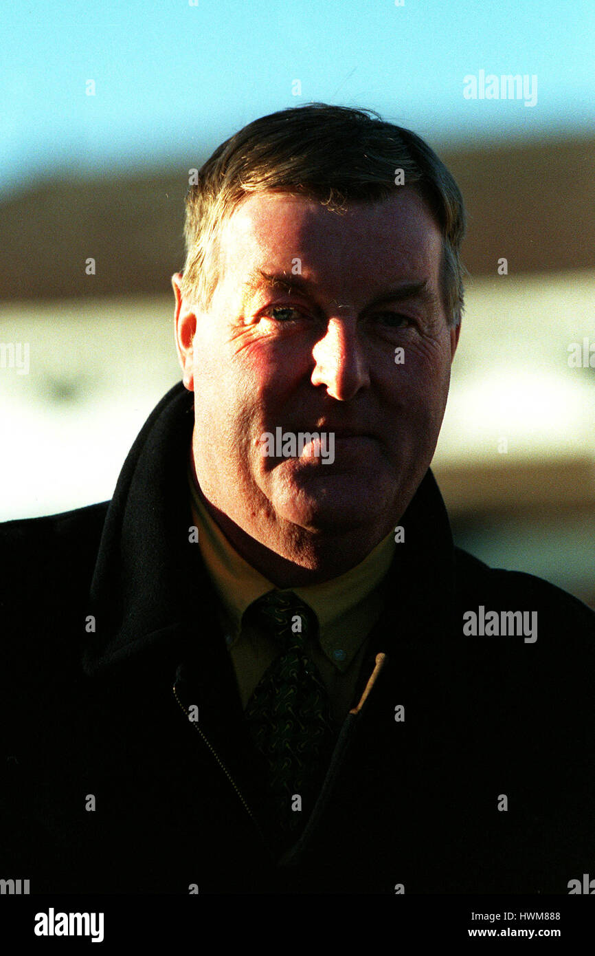 G.E. SHOULER RACE HORSE OWNER 30 October 1998 Stock Photo - Alamy