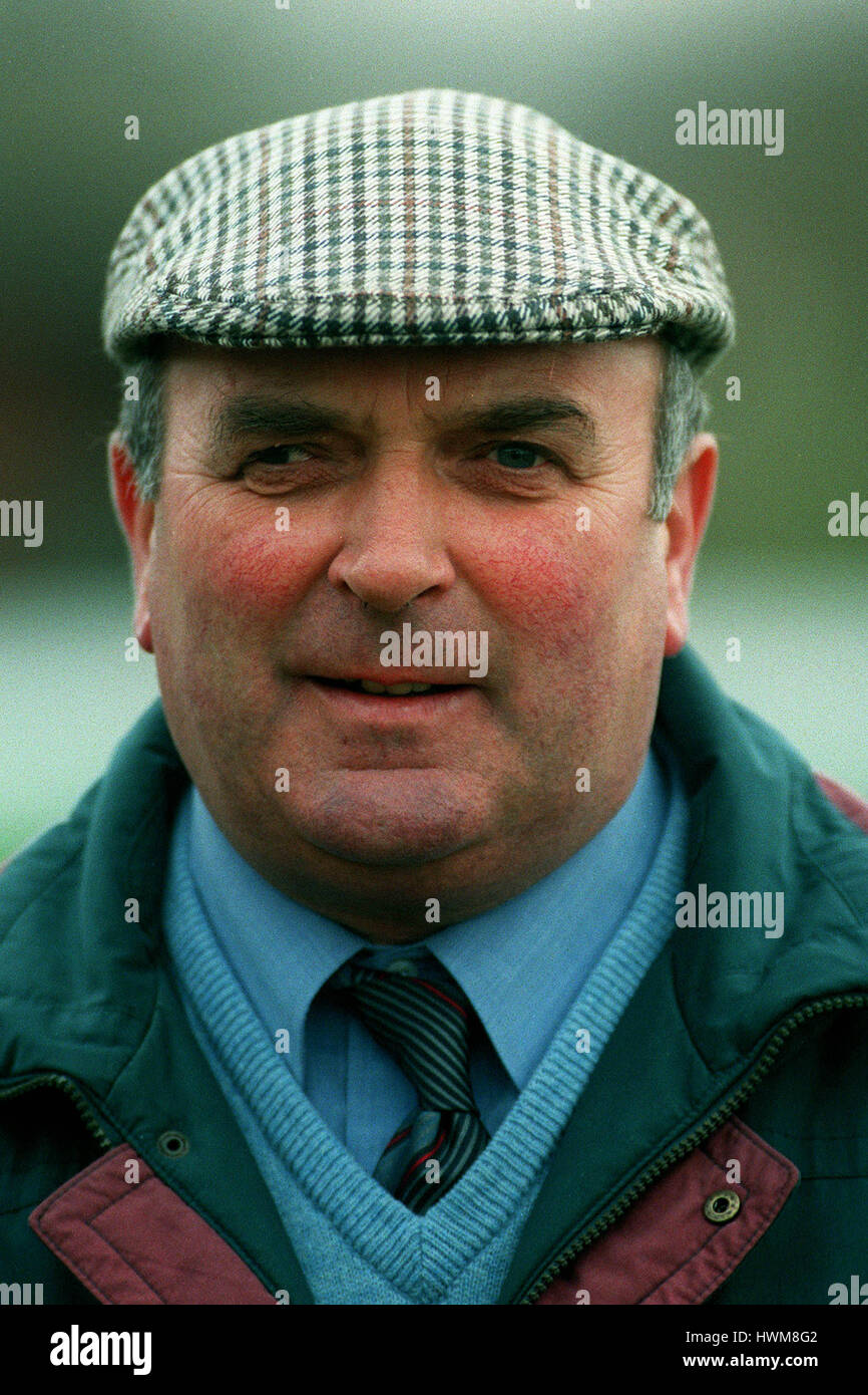RAY CRAGGS. RACE HORSE TRAINER 10 February 1998 Stock Photo - Alamy