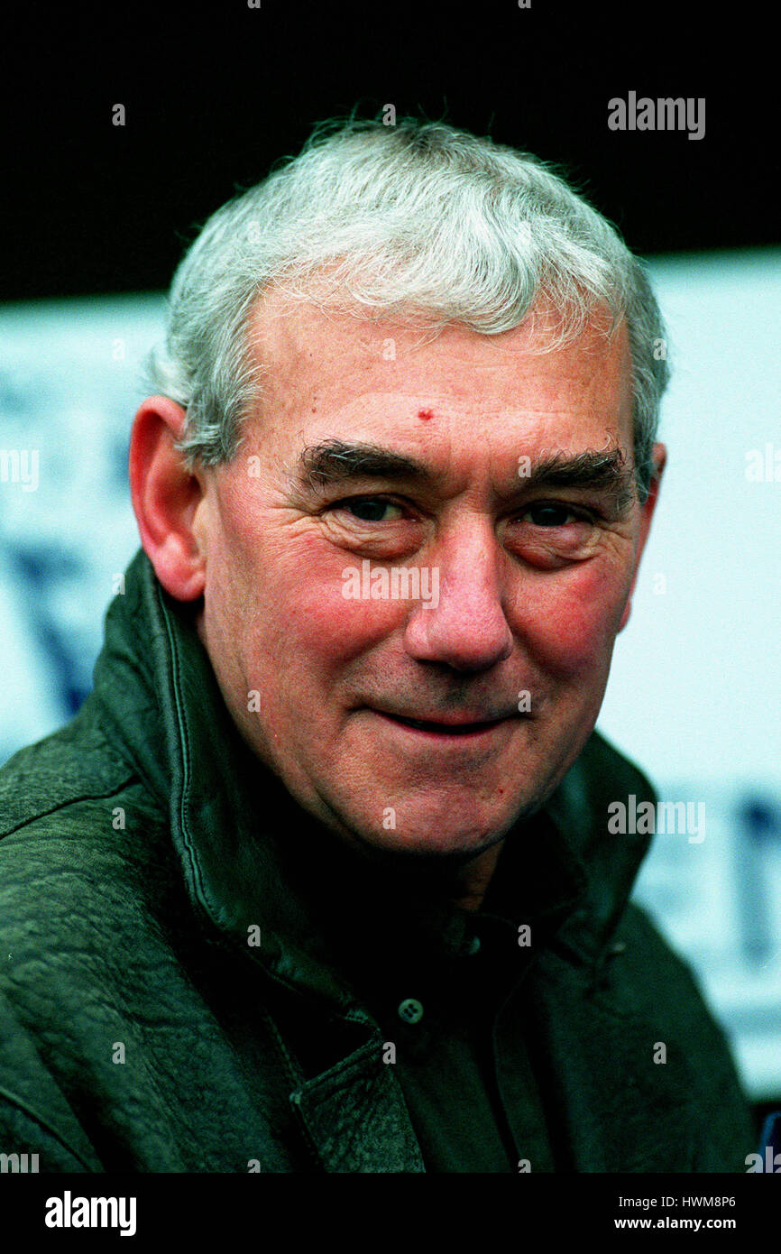 FRANK MARSH RACE HORSE OWNER 23 November 1998 Stock Photo - Alamy