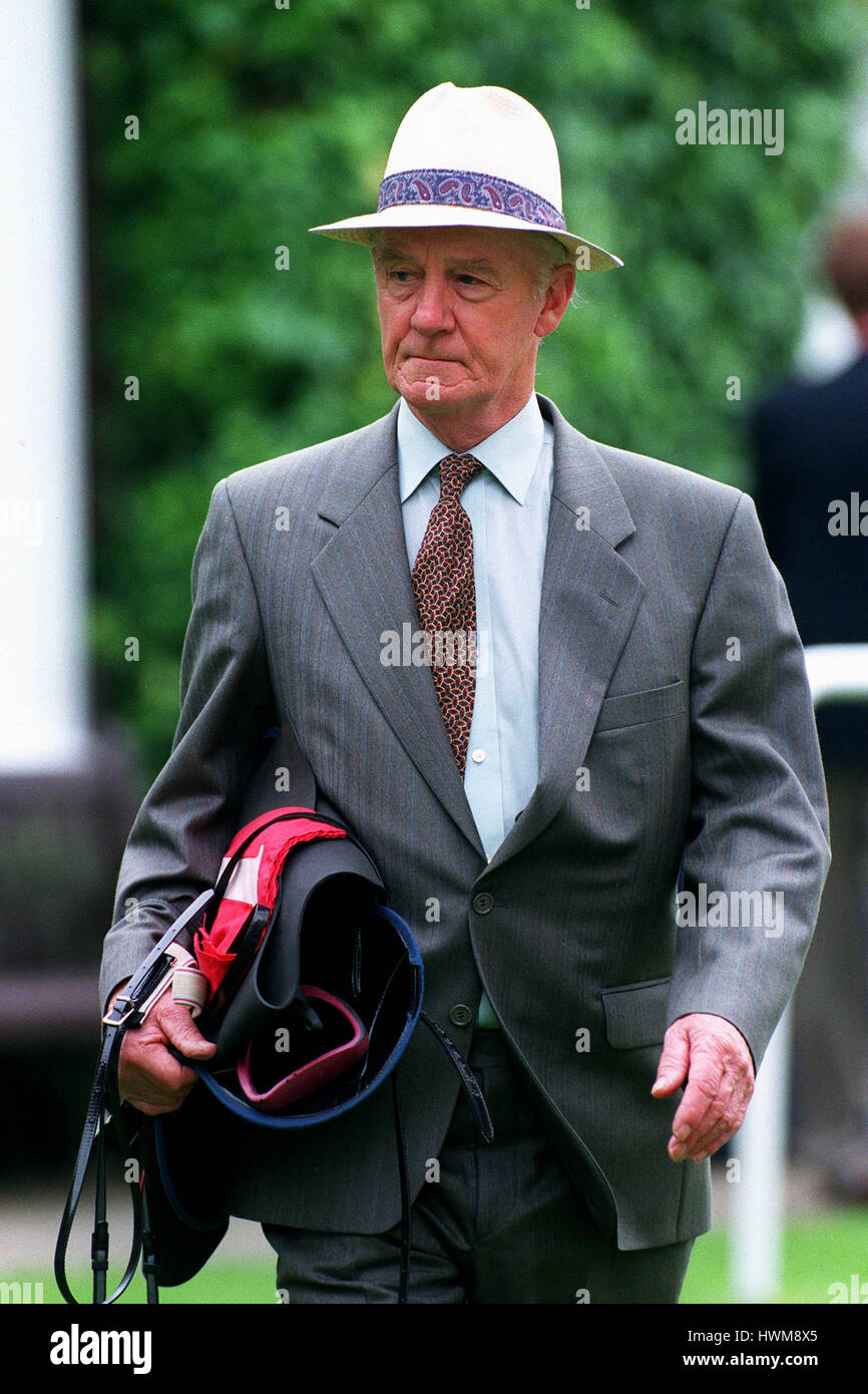 David chapman hi-res stock photography and images - Alamy