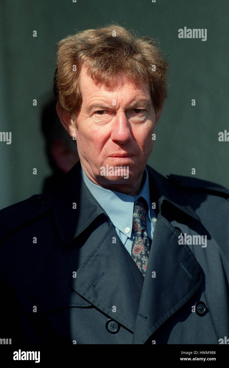 MEL BRITTAIN RACE HORSE TRAINER 29 March 1999 Stock Photo - Alamy