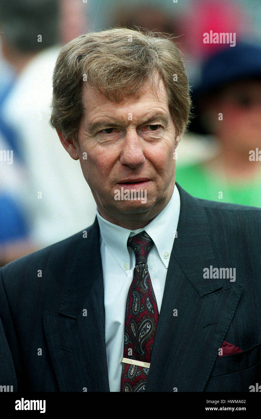 MEL BRITTAIN RACE HORSE TRAINER 03 June 1999 Stock Photo - Alamy